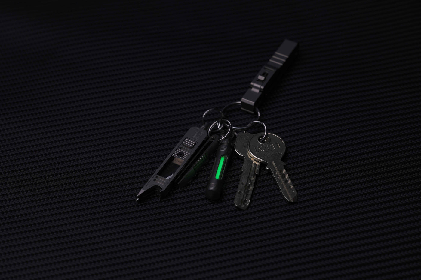 Antdesign Titanium Glow Keychain | Premium Tritium EDC