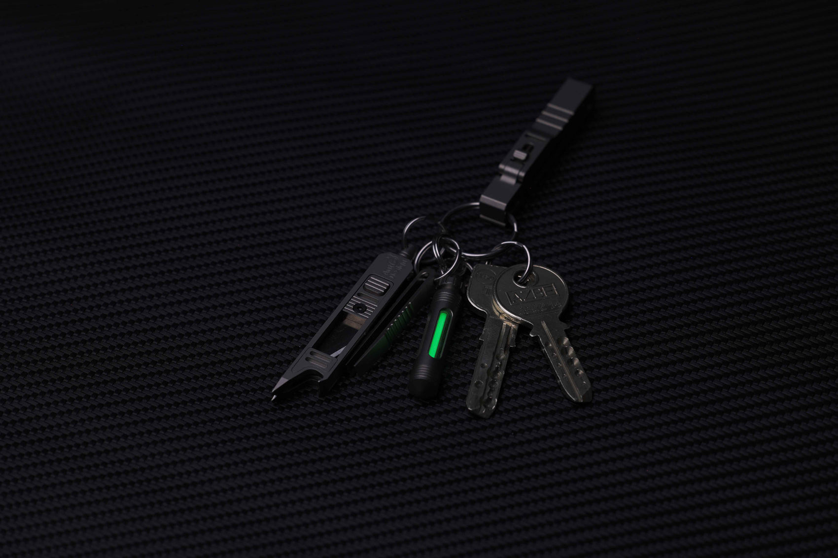 Antdesign Titanium Glow Keychain | Premium Tritium EDC
